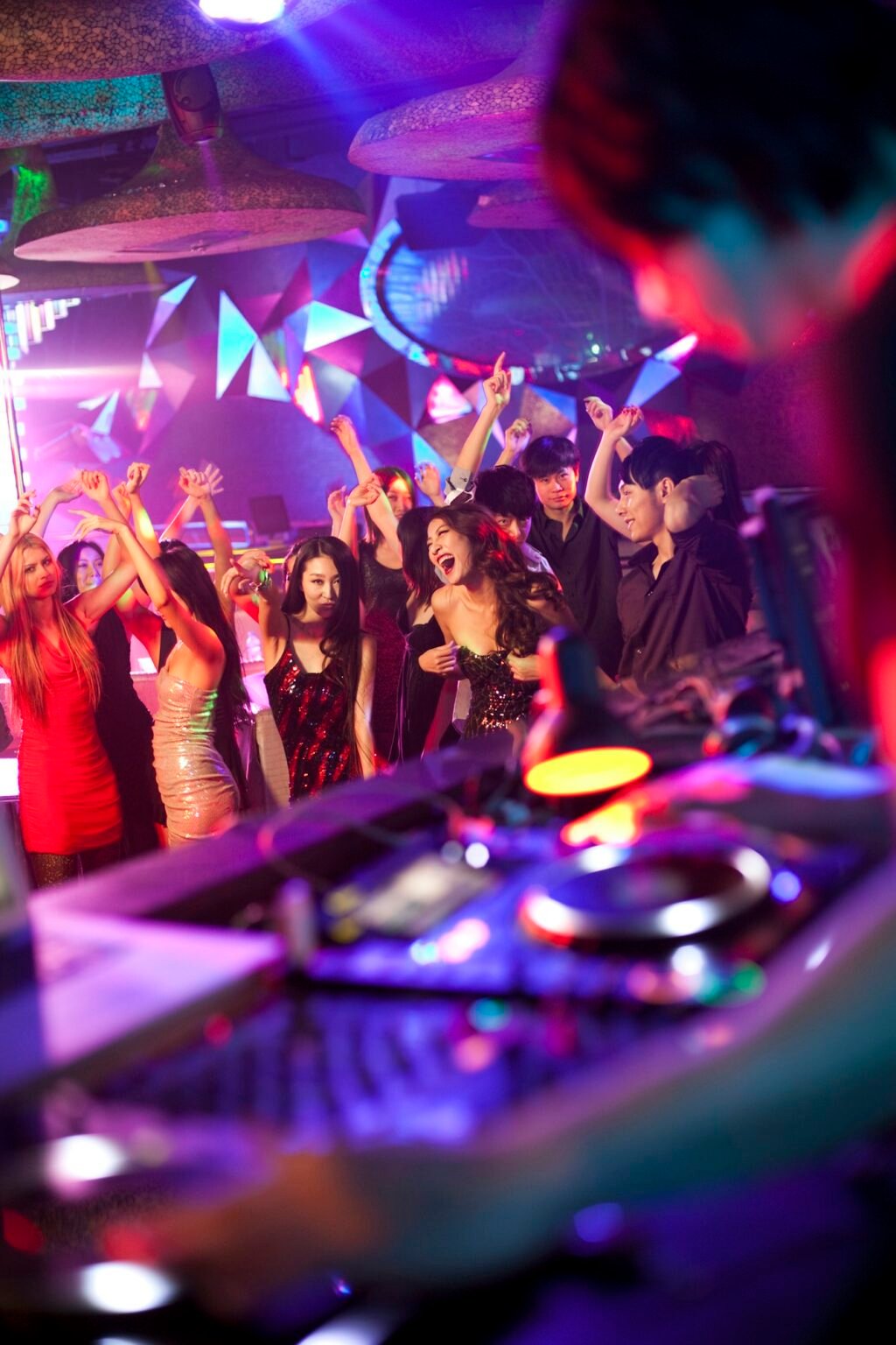 Best Dubai DJ Services | Top Dubai, UAE DJ Agency
