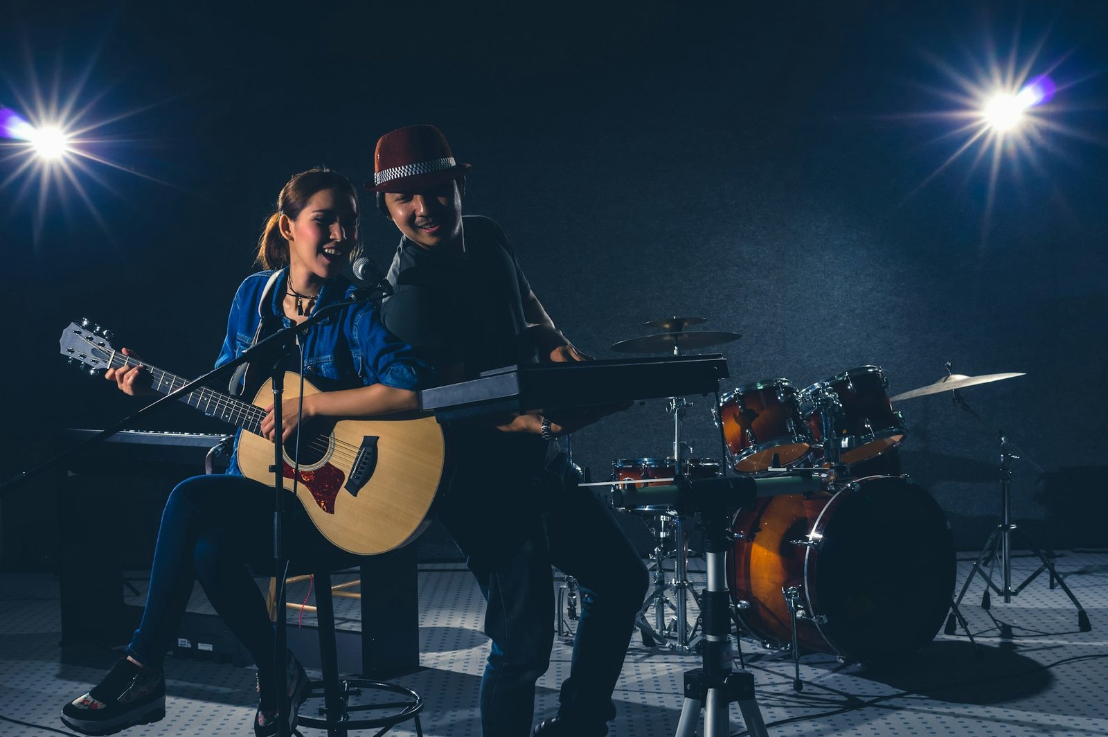 Live Band Services | Dubai DJ